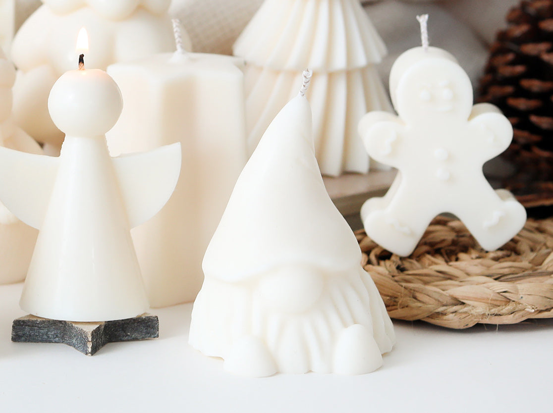 Gonk Candle – Willow & Flo